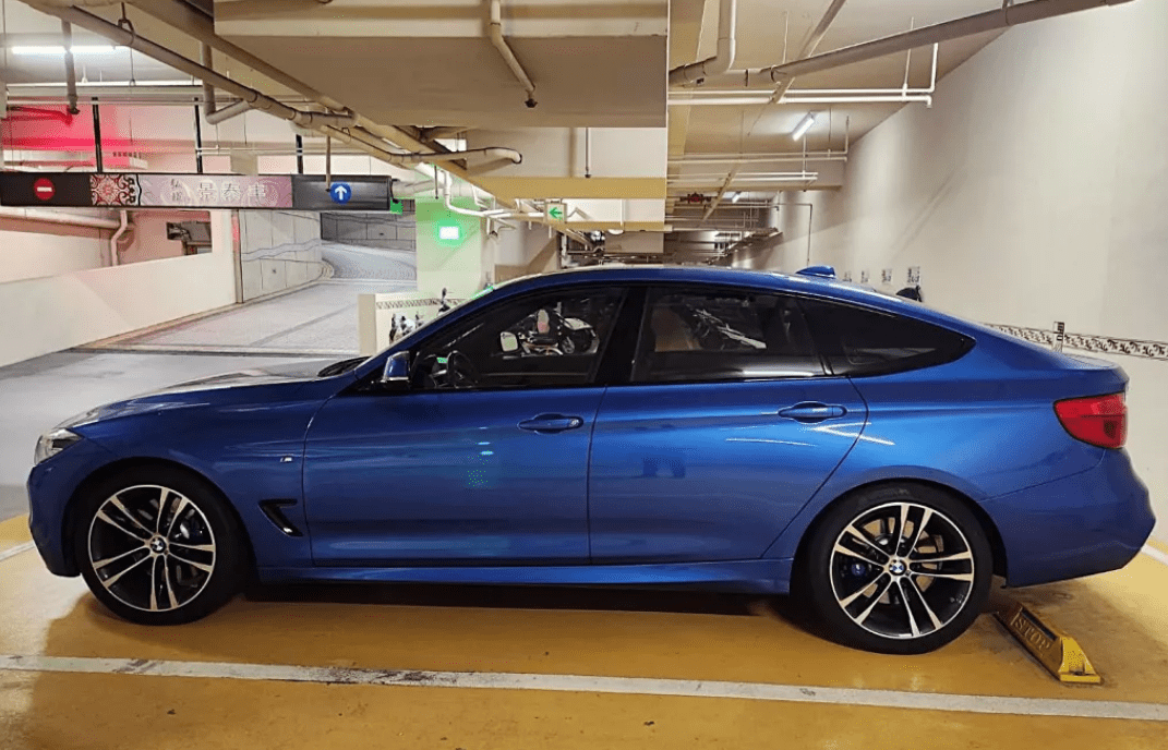 BMW 3-Series GT 330i 2018款 手自排 2.L