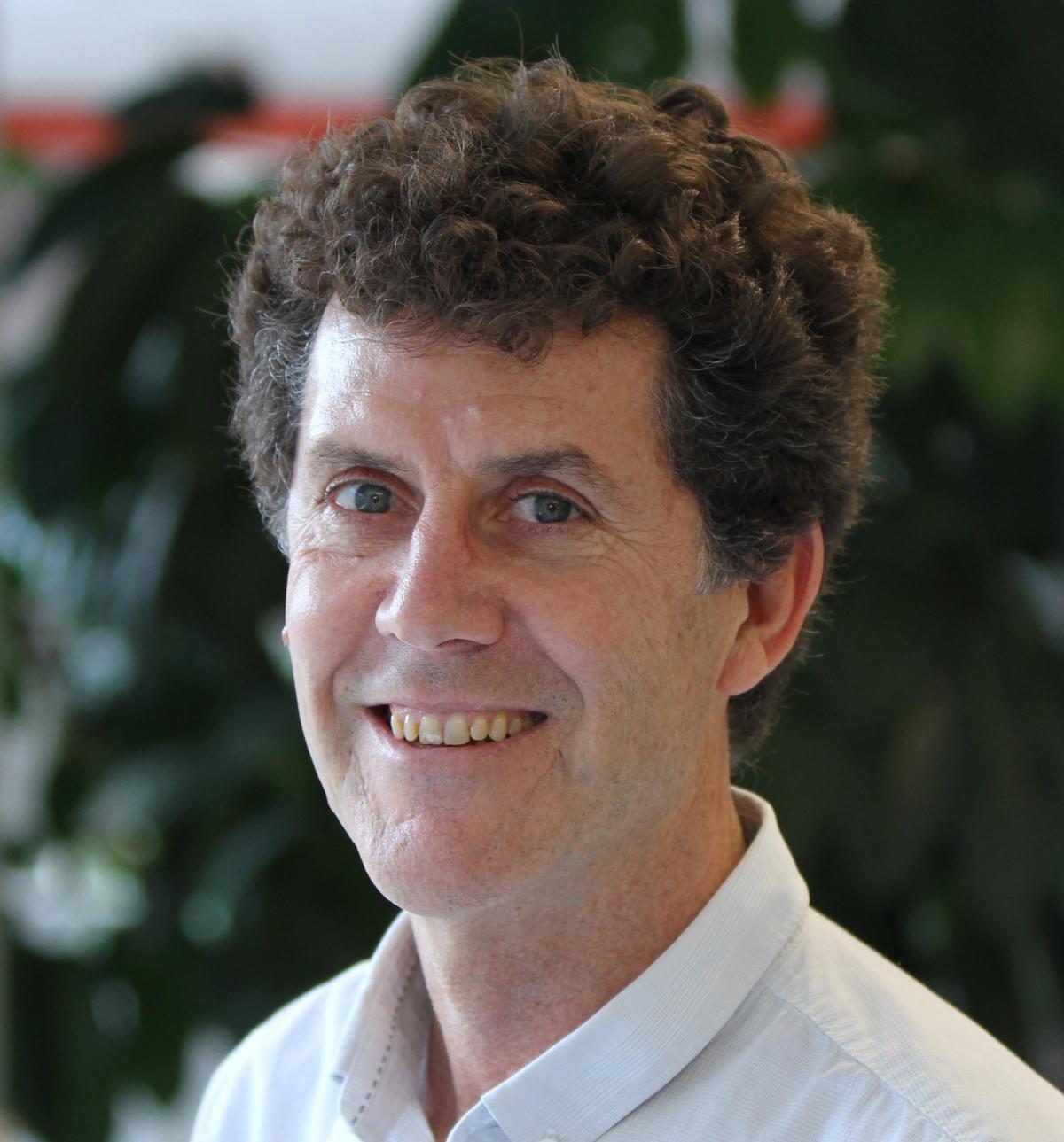 3 questions to... Rod Taylor