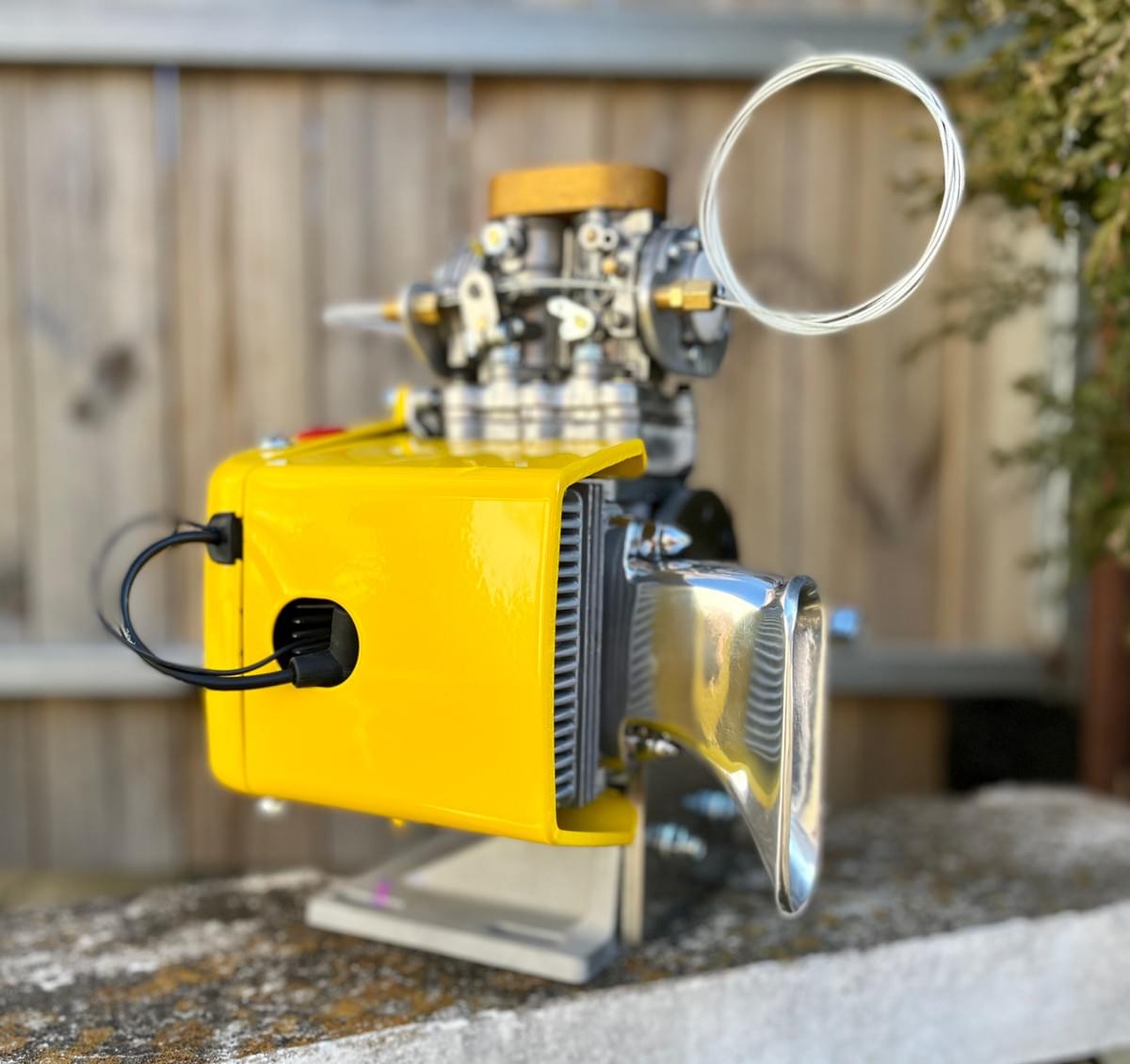 820 “Power Bee” Engine