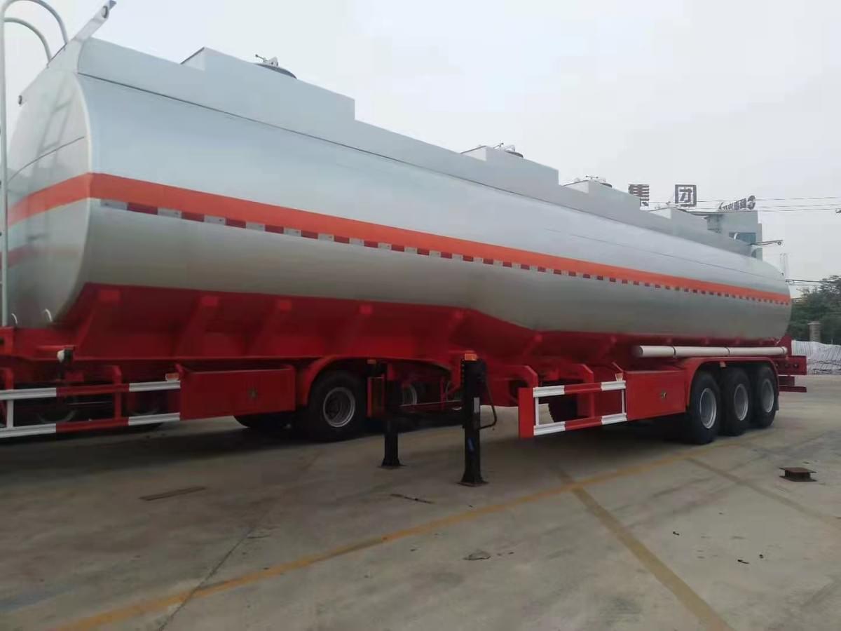What is the structure of a tank trailer? - Tank Trailer