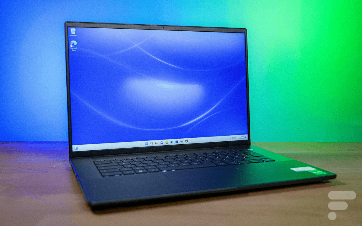 Thời lượng pin Dell Inspiron 16 Plus 7620