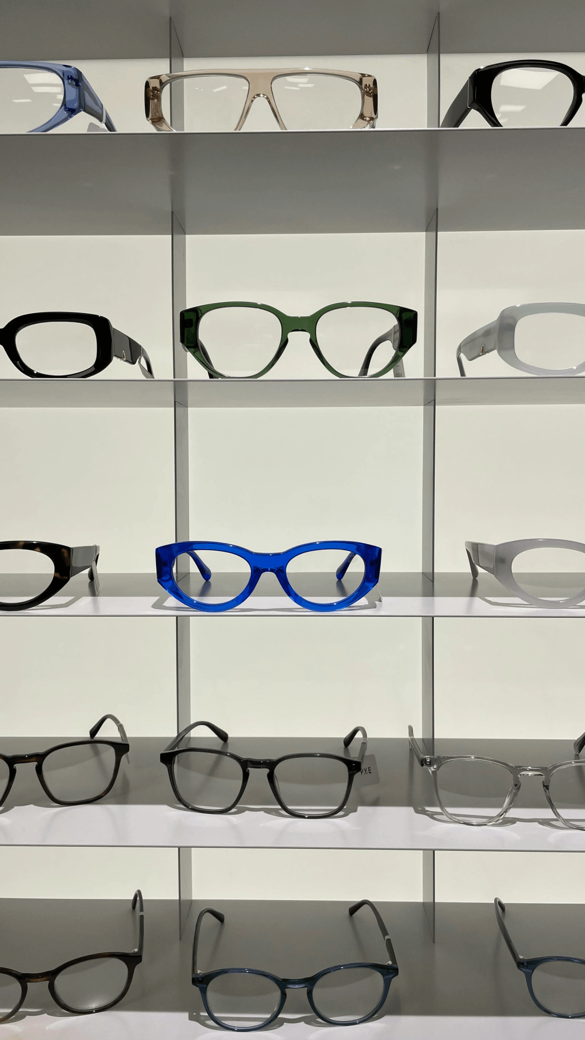 Glasses Lens Material: Your Ultimate Guide - blog
