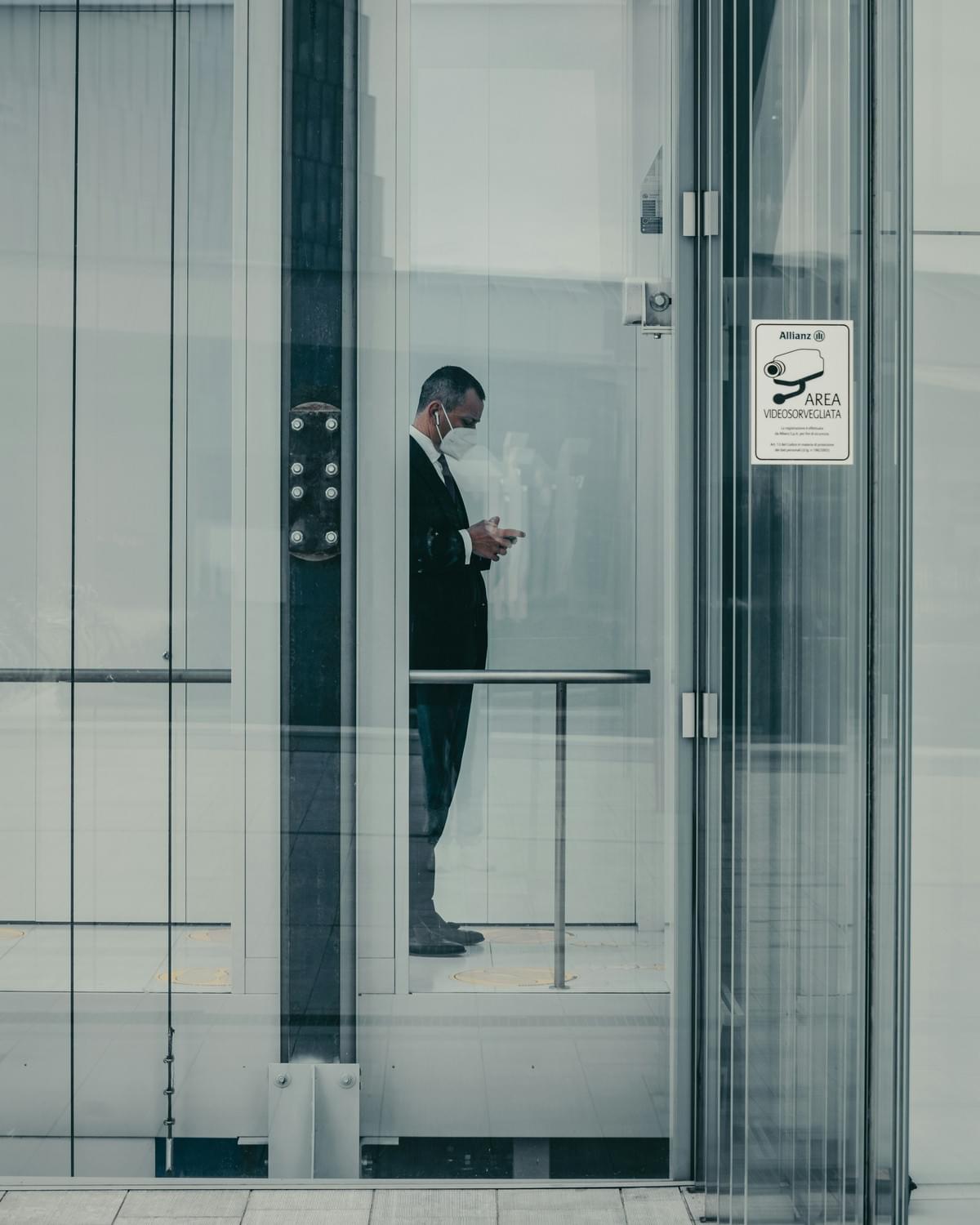 How to Choose the Best at the Observation Elevator Fact...