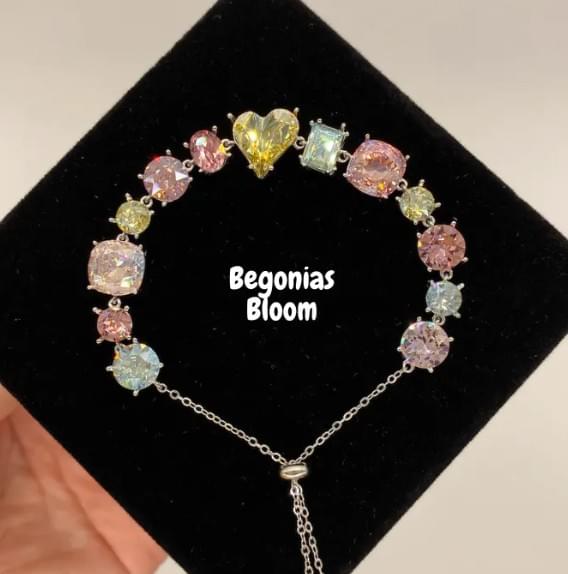 Heartwarming Taylor Swift Friendship Bracelet Ideas