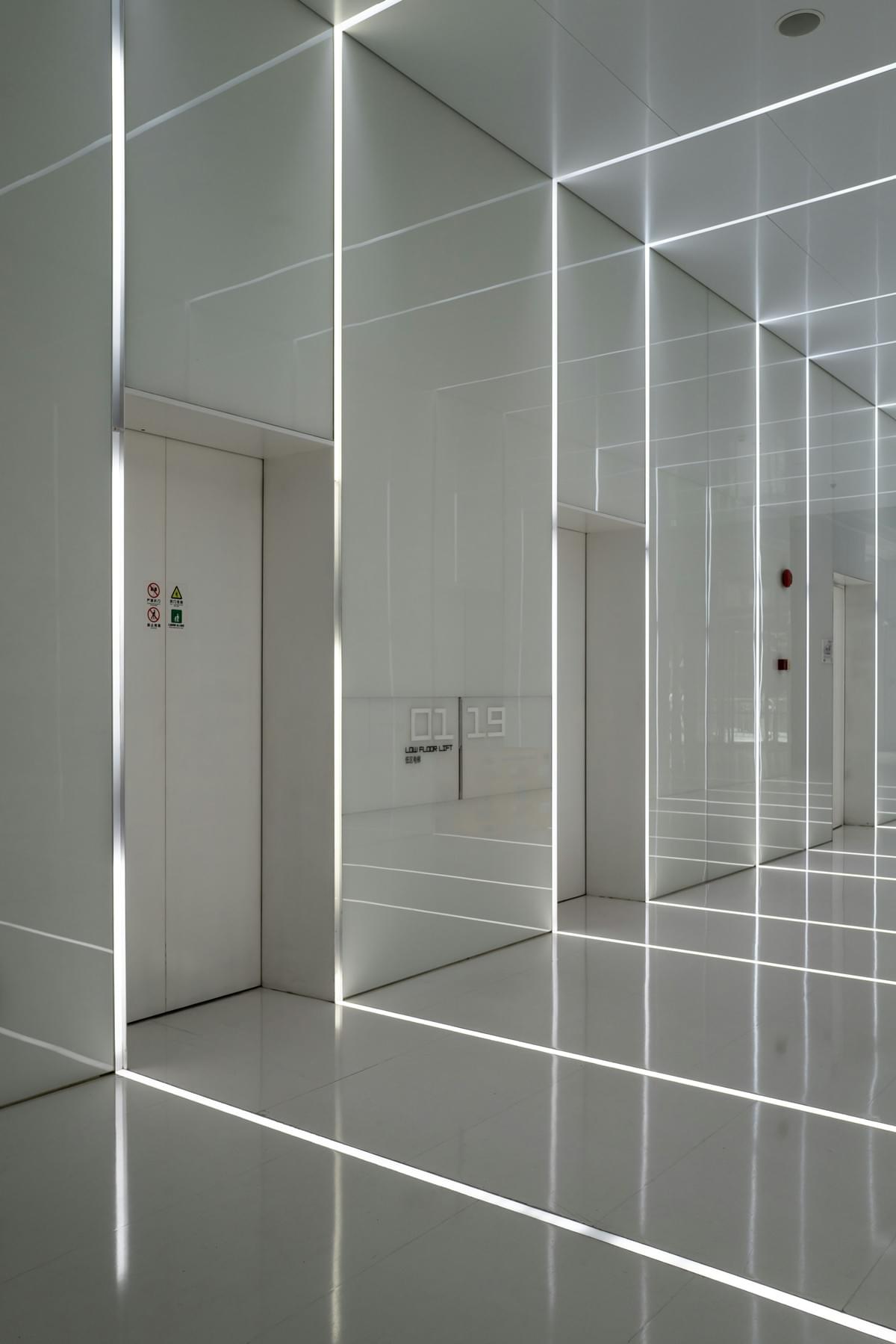 Essential Outdoor Elevator Design Tips for Modern Build...