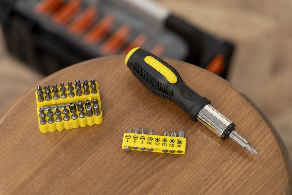 How to Achieve Precision with Two Shot Injection Moldin...