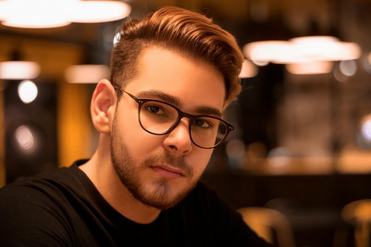 Comparing Different Types of Multifocal Eyewear