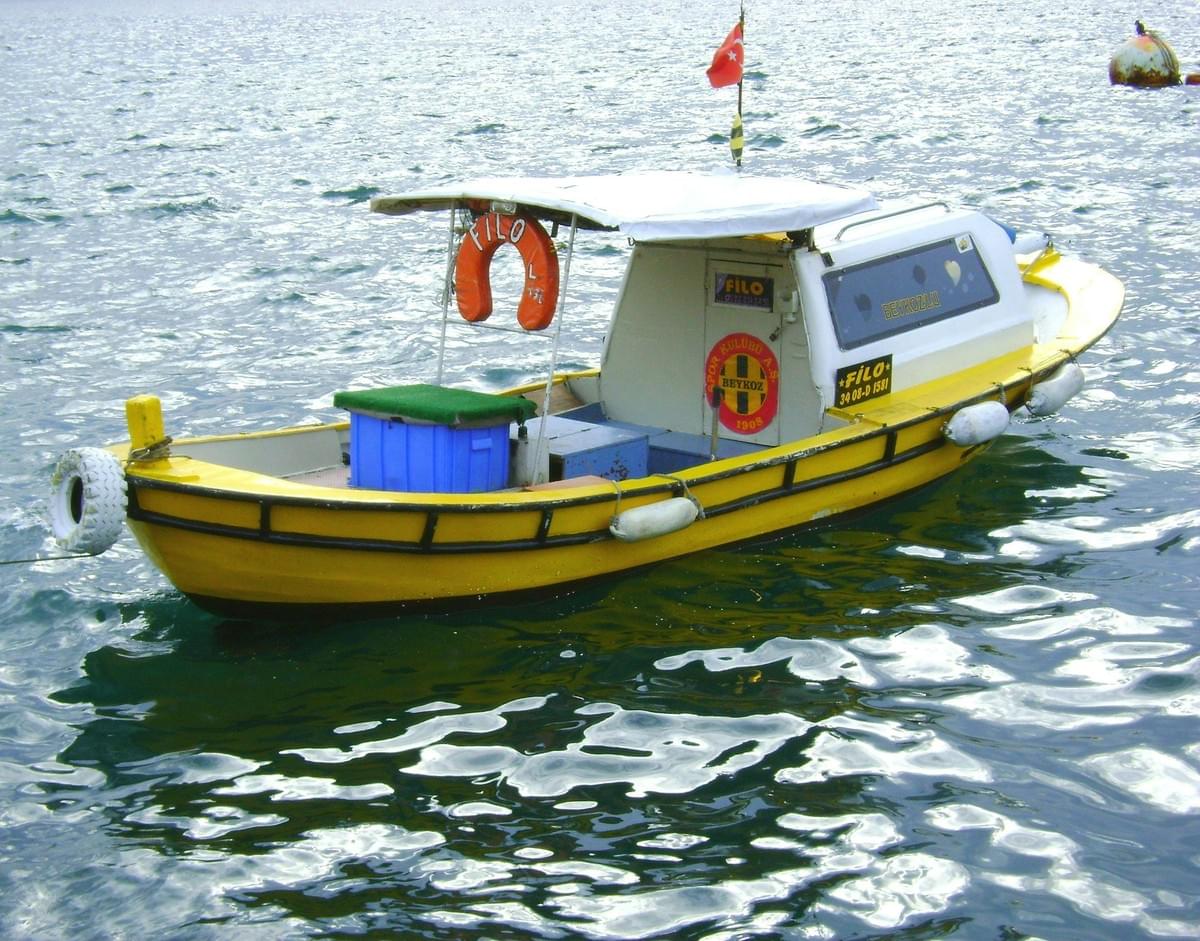 How to Choose the Right 20 Foot Pontoon Boat