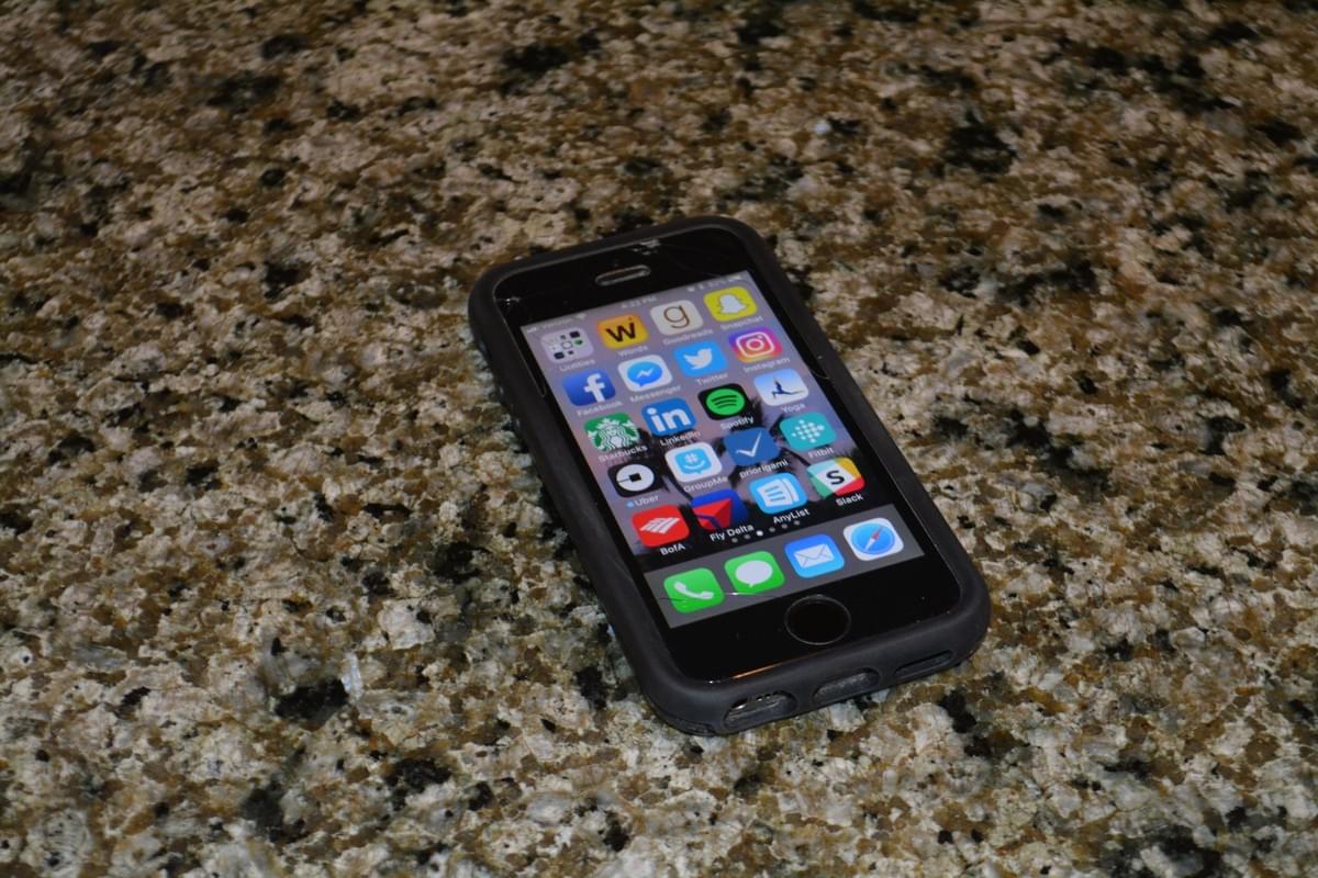 I Forgot My Phone... And I Survived - smartphone Produc...