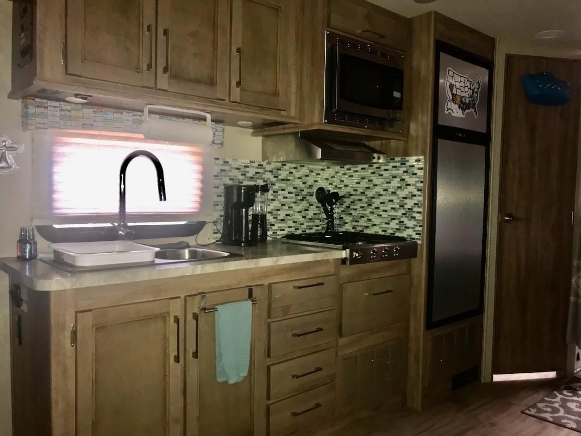 Yes, We Cook in Our RV – And You Should Too! - RV Life