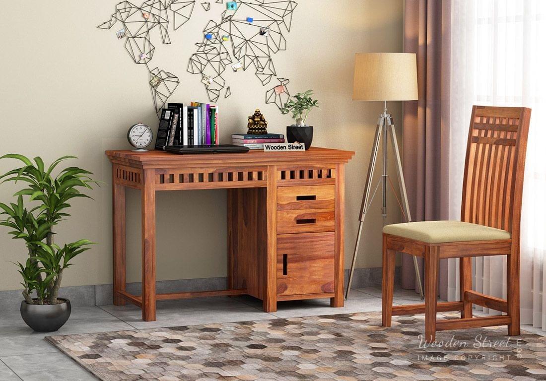 5 Computer Tables that are Perfect for Working from Hom...