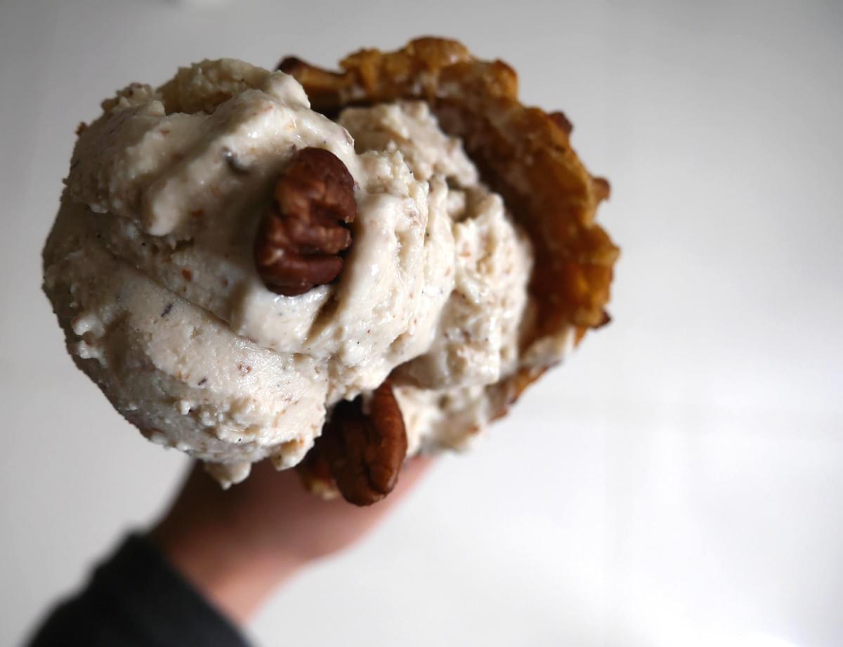 Vegan Cashew Ice Cream - vegan ice cream