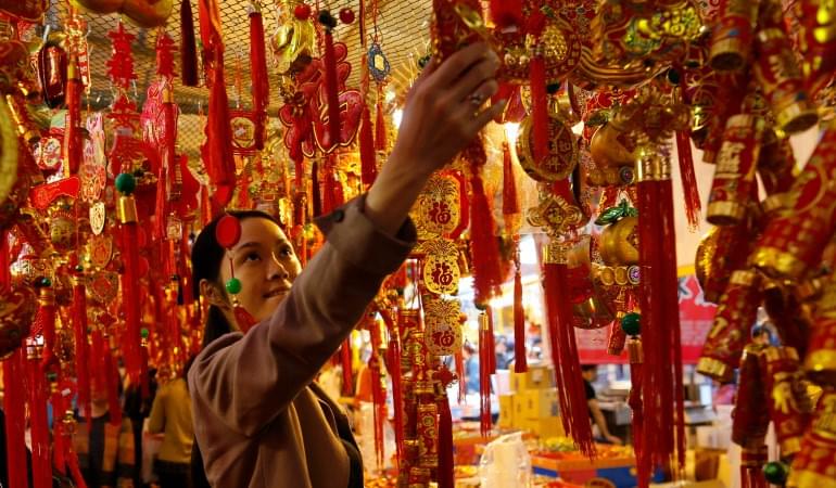 HOW TO GET READY FOR CHINESE NEW YEAR - DECORATIONS!