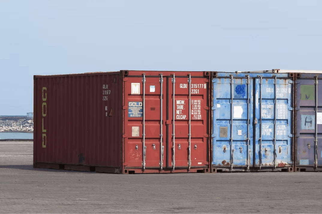 Revolutionize Your Shipping with Foldable Containers