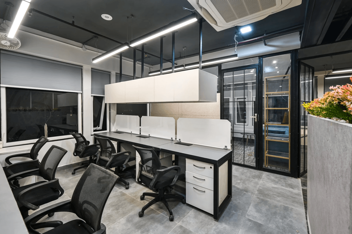 Revolutionary Modular Office Designs for 2025