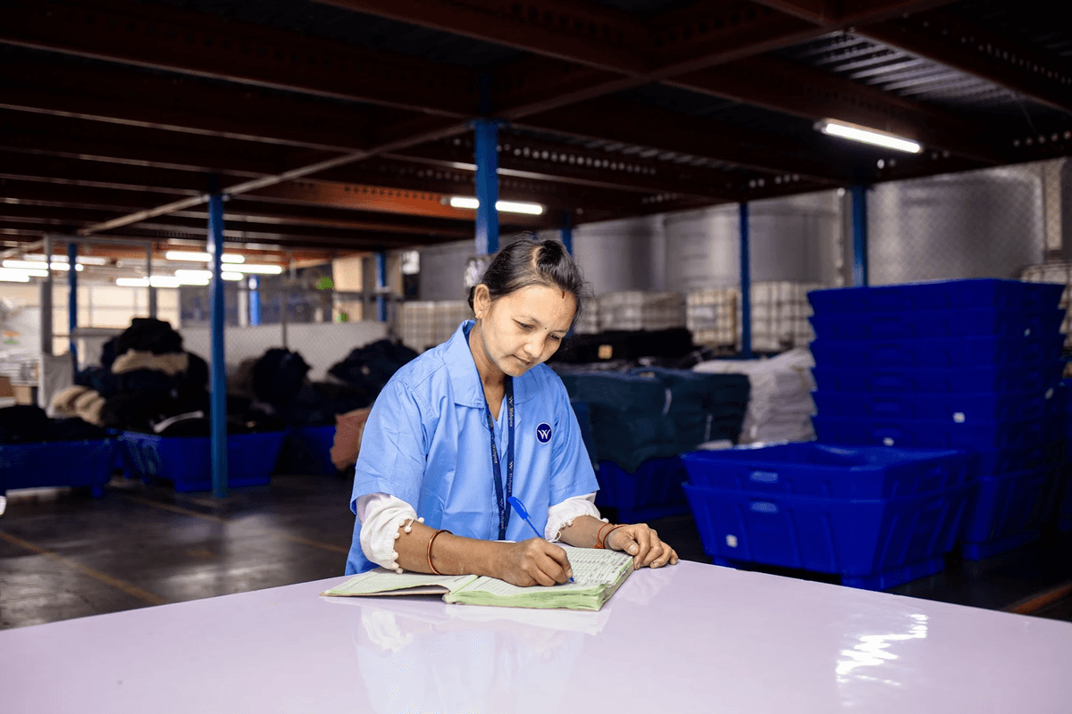 How to Choose the Right Manufacturing Sourcing Agent