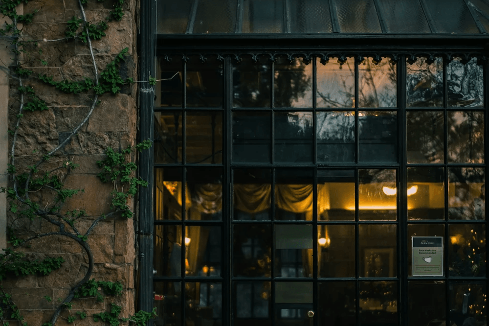 The Latest Trends in Storefront Window Cost 2025