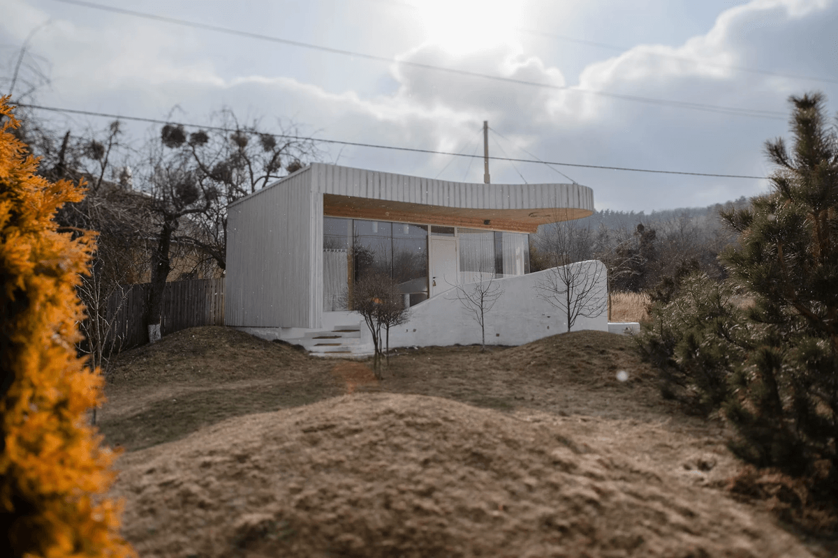 The Ultimate Guide to Tiny Prefab Homes