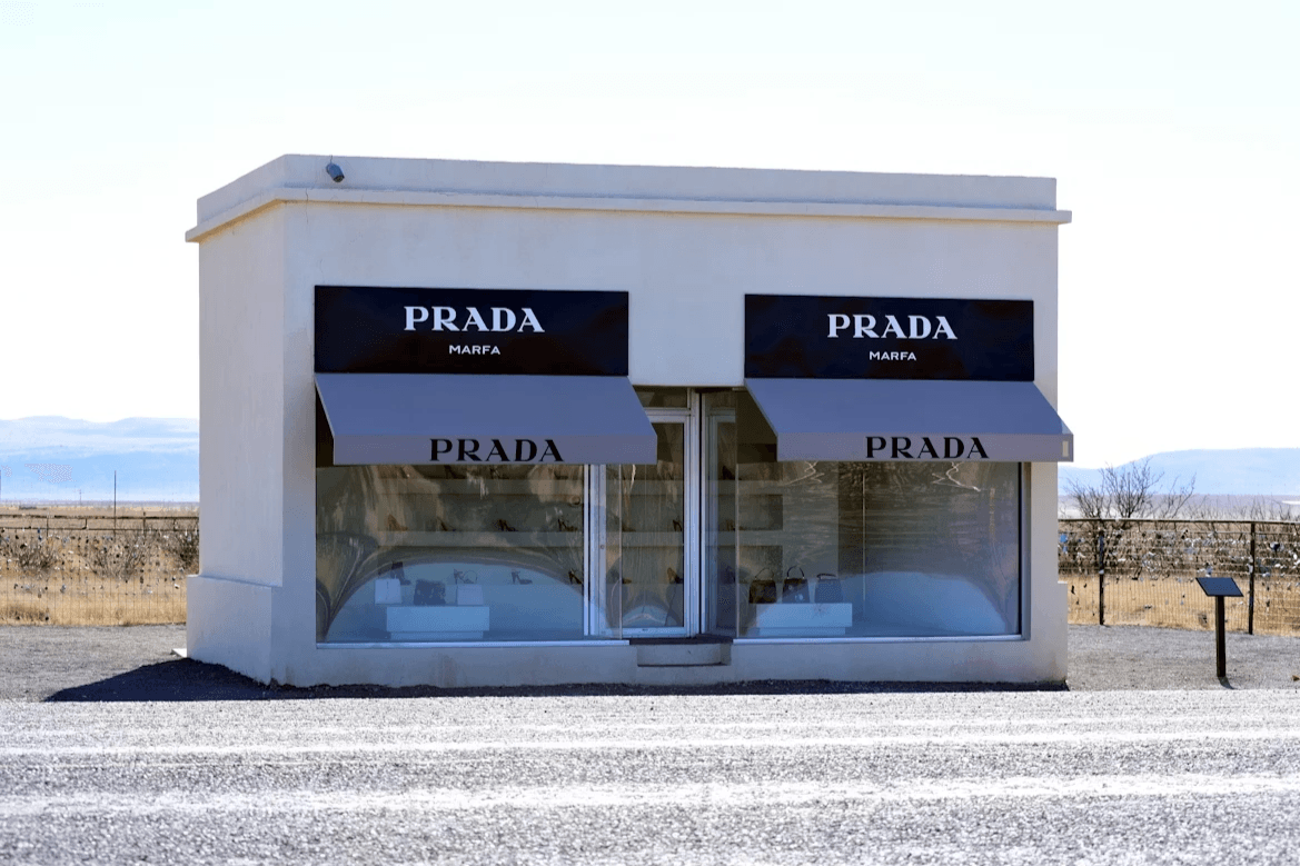Essential Features of a Modern Prefab Shop House