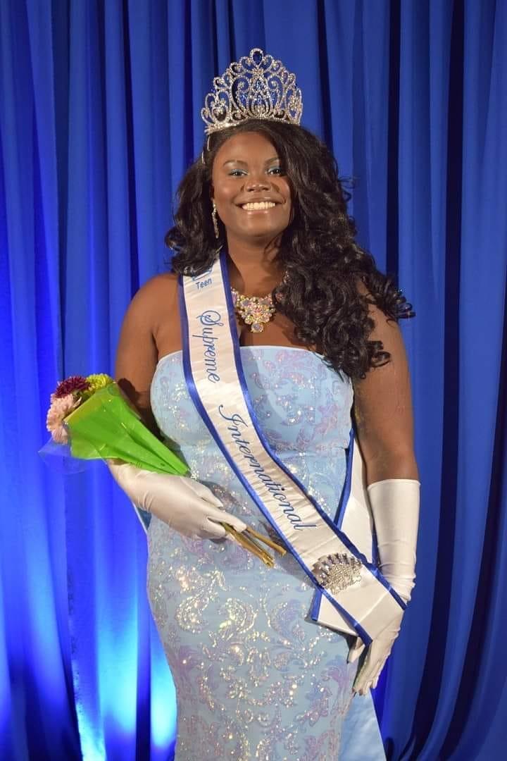 Supreme International Pageant
