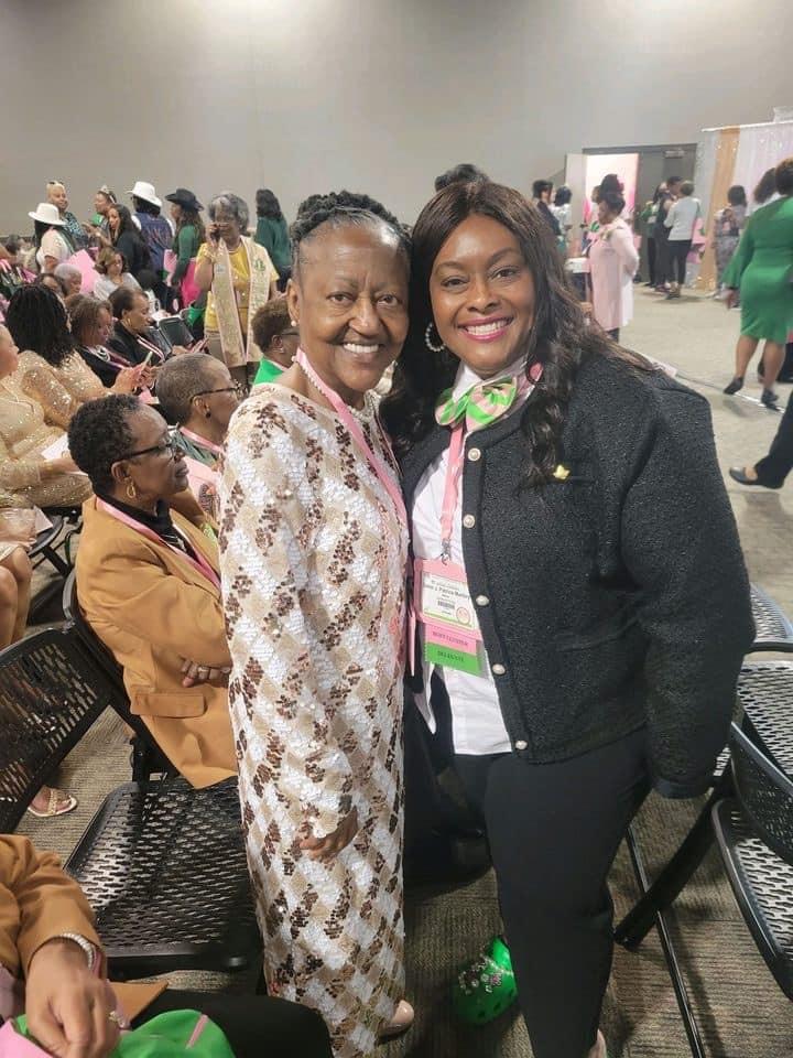 Photo Gallery - AKA-Lambda Eta Omega