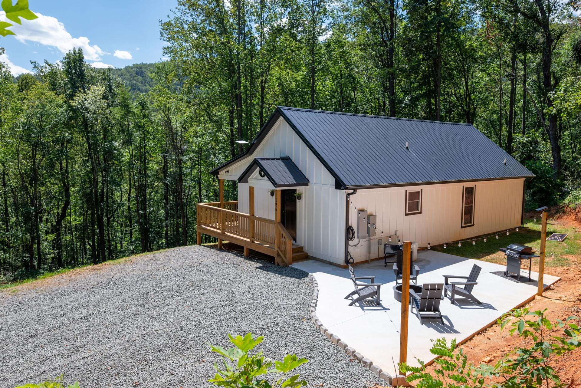 Luray Cabin Life