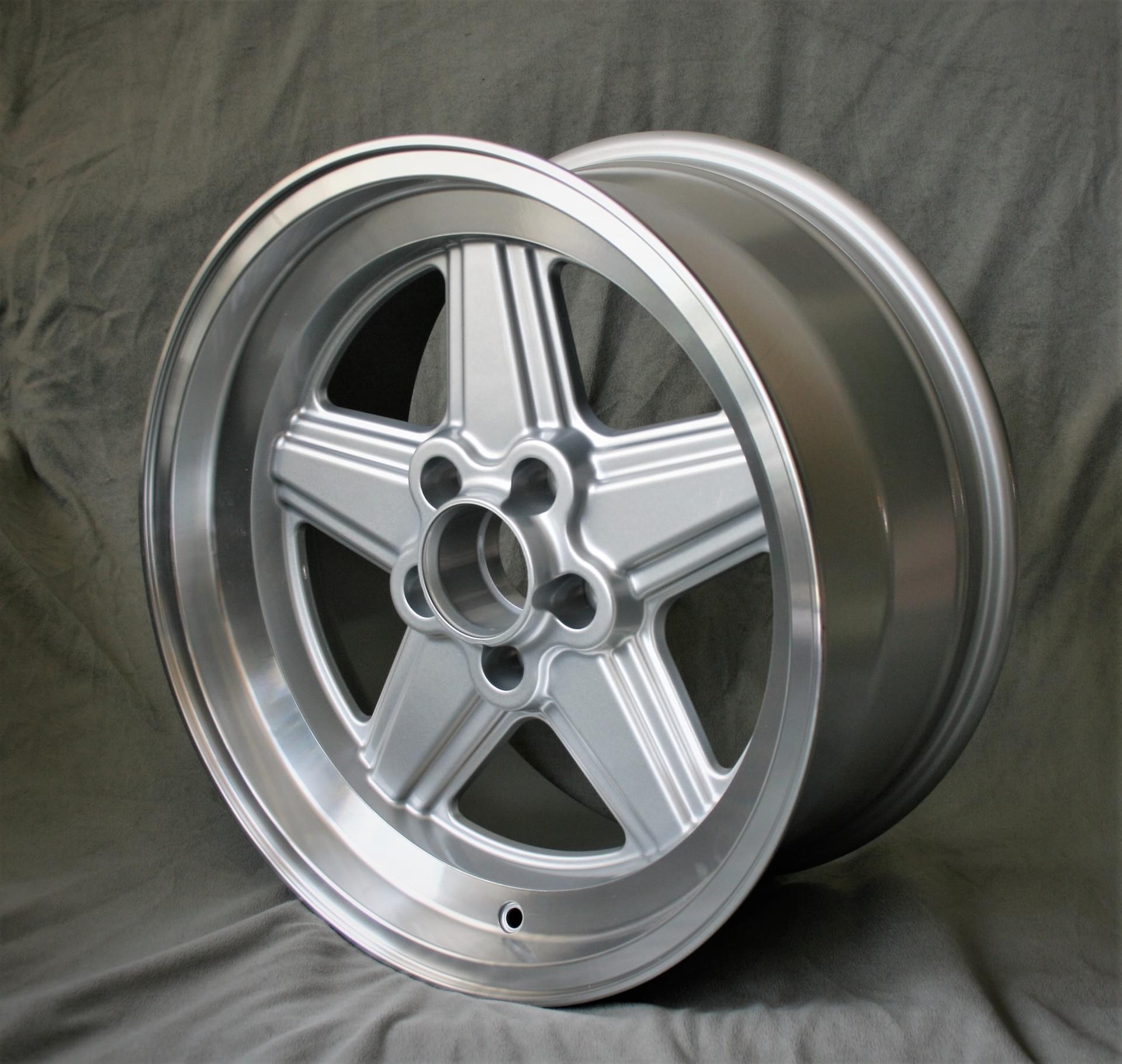 MERCEDES BENZ - Classic Wheels Australia