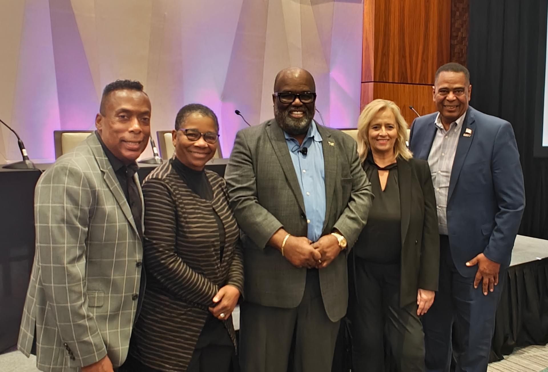 Greg Deshields on Strikingly