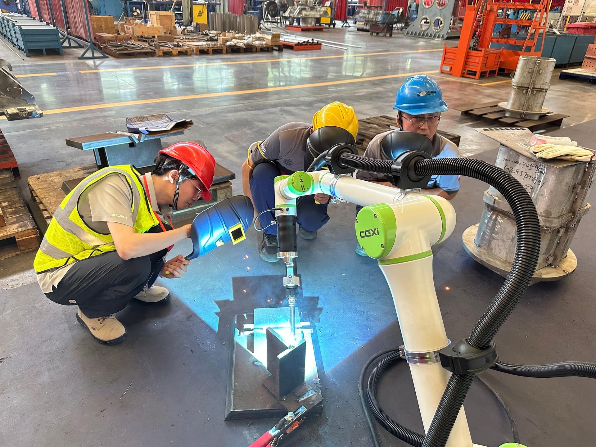 Products - ReadyOn Collaborative robot Welding, Cobot MAG/MIG welding, Cobot Laser Welding