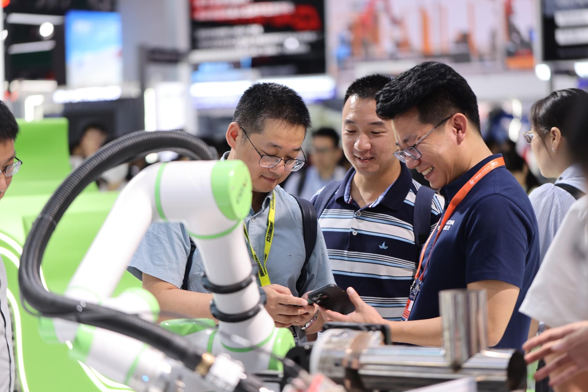 ReadyOn Collaborative robot Welding, Cobot MAG/MIG welding, Cobot Laser ...