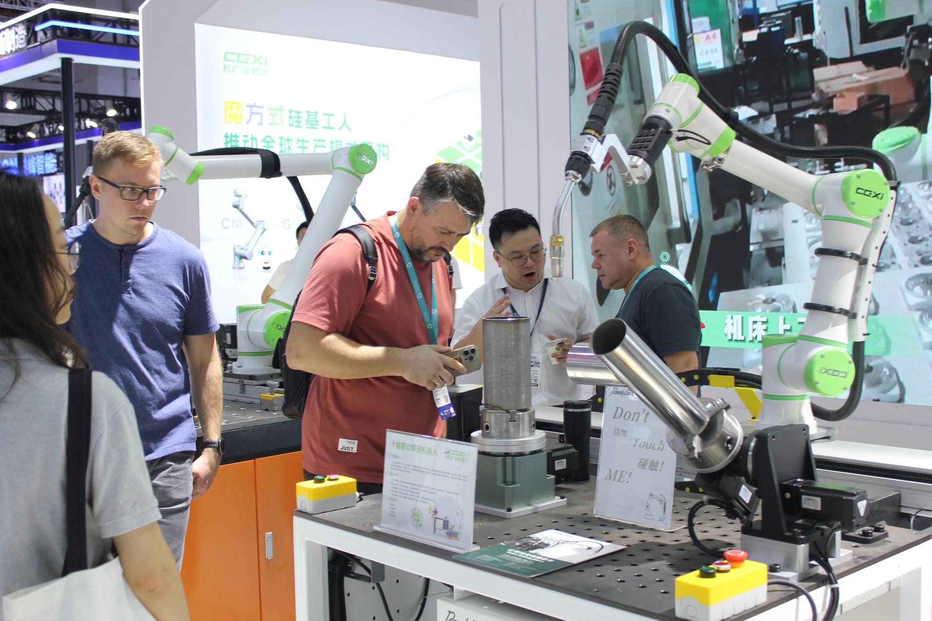ReadyOn Collaborative robot Welding, Cobot MAG/MIG welding, Cobot Laser ...