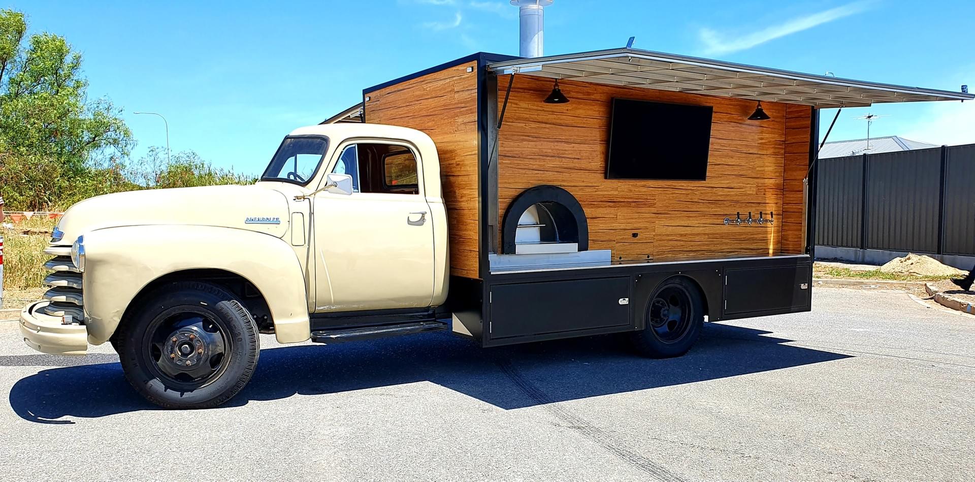 Phoenix Custom Fabrication | Australia Wide Food Truck, Food Van, Food ...