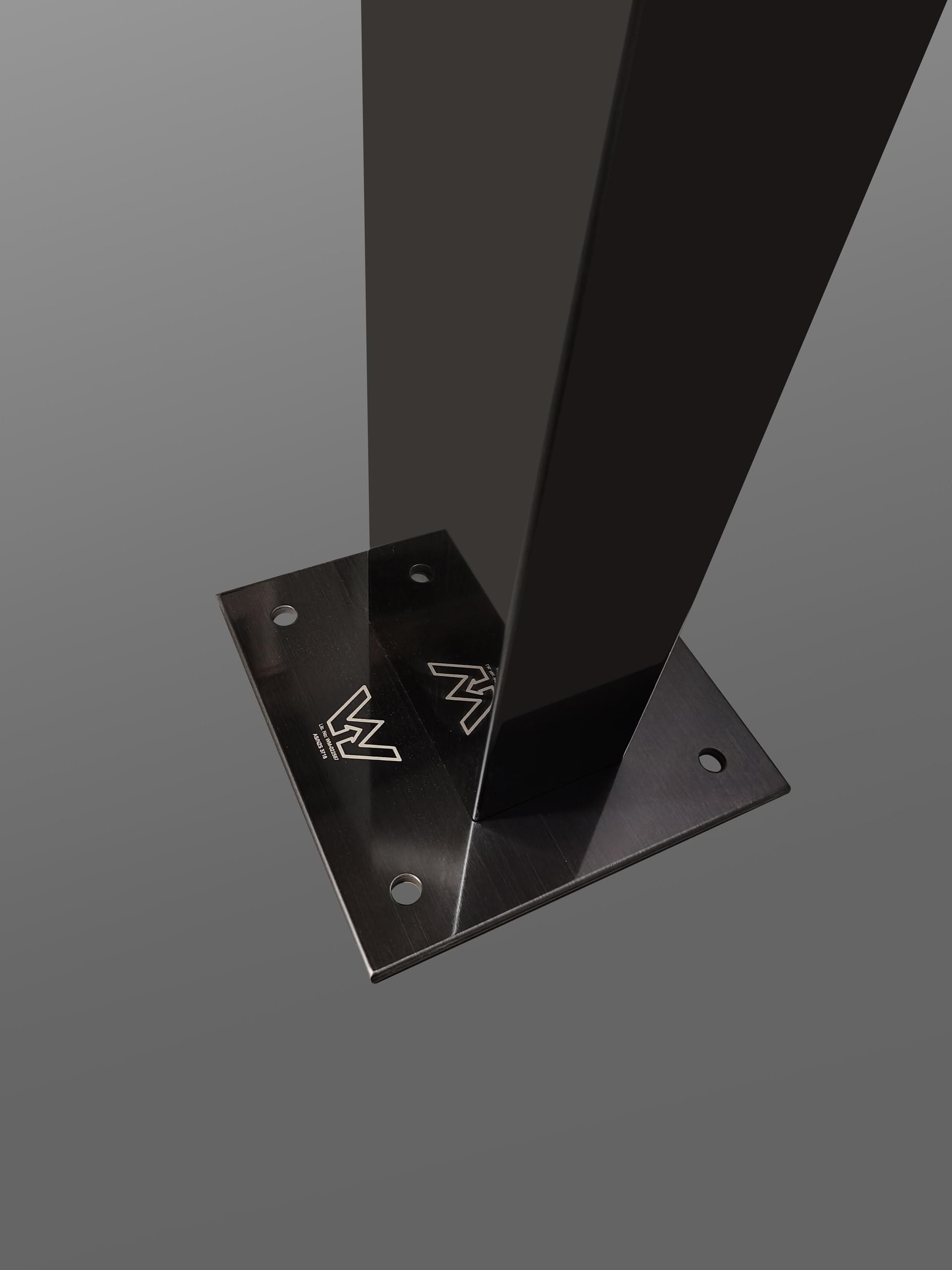 MIAMI BLACK - Outdoor Pool Shower | Stainless Steel Outdoor Shower ...