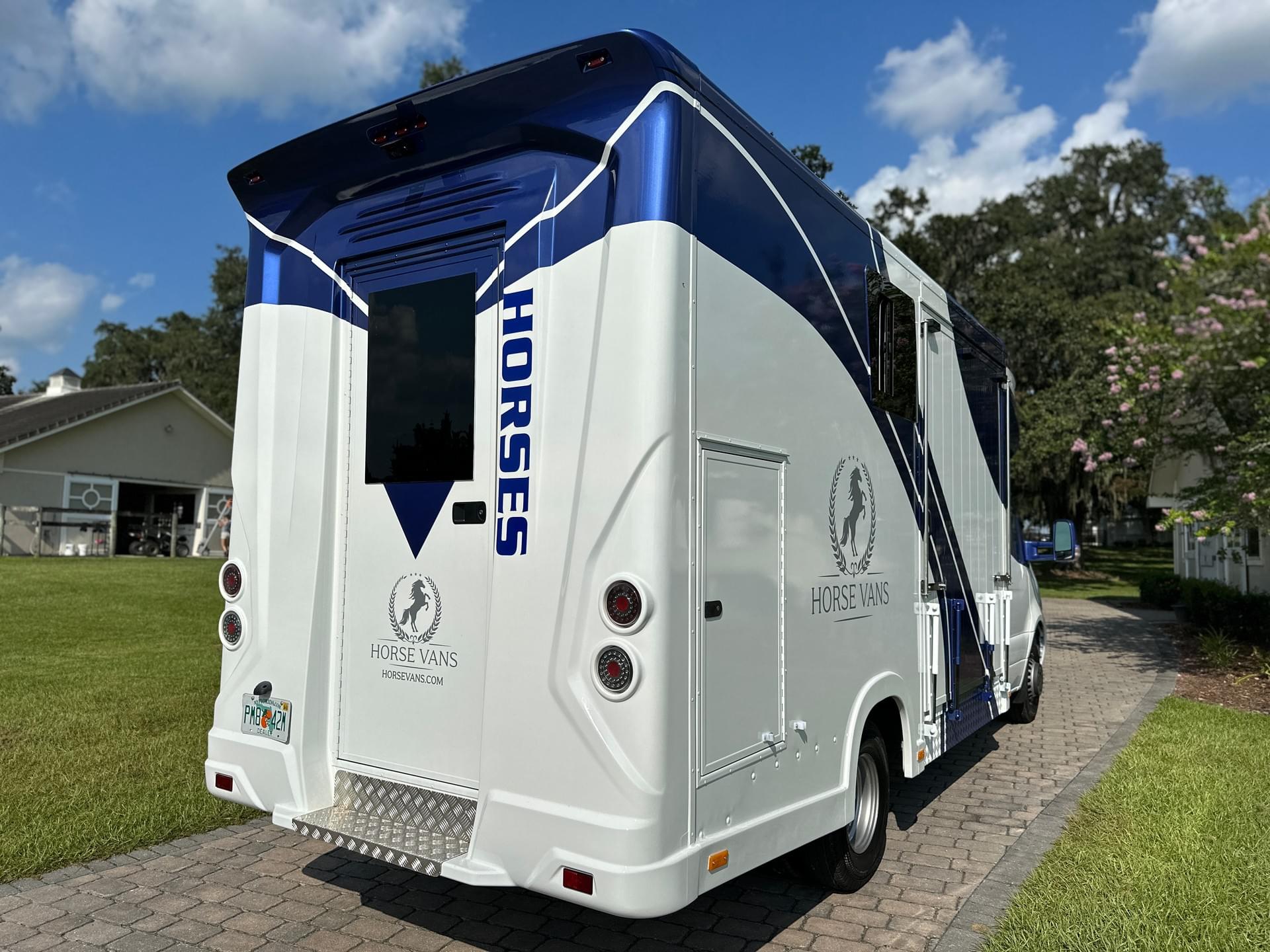 Horse Vans