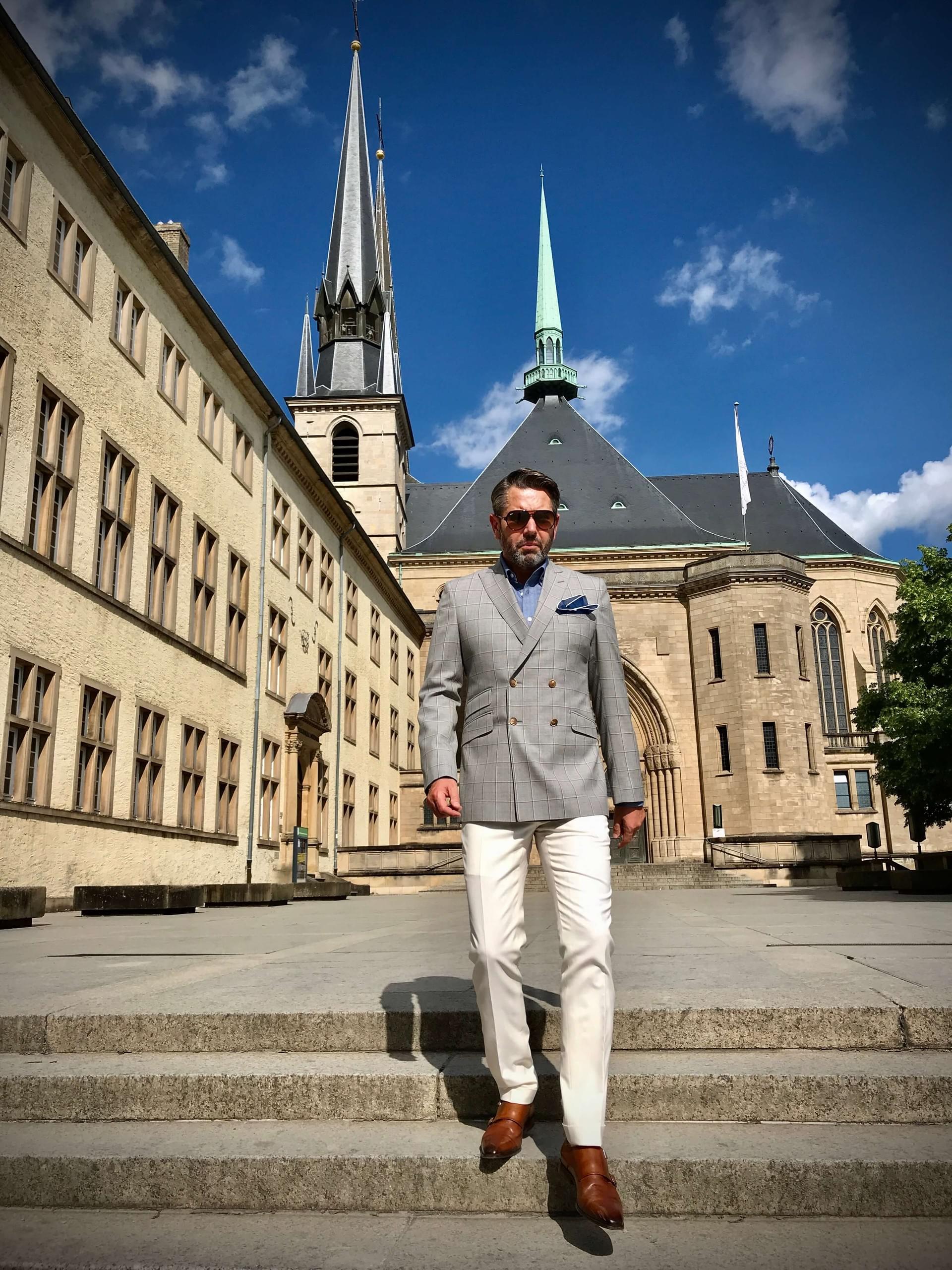 Costumes sur mesure au Luxembourg