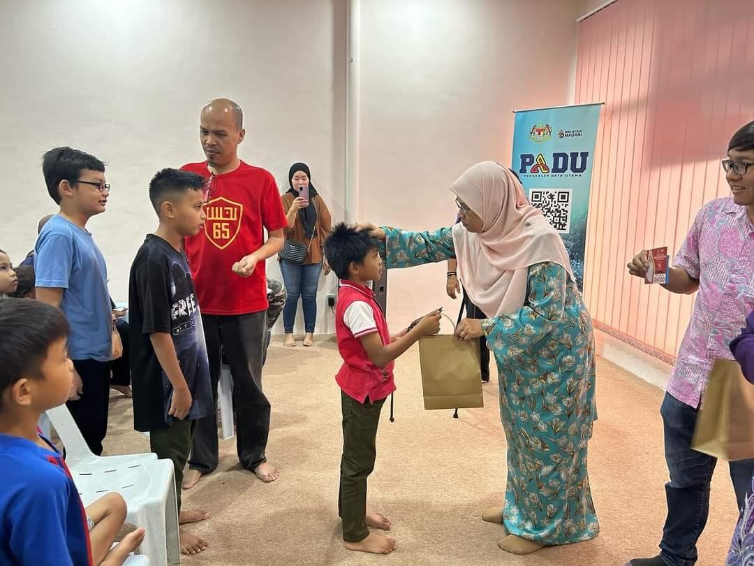 Galeri - Selamat datang ke laman web rasmi YB Hjh Rodziah Ismail , Ahli ...
