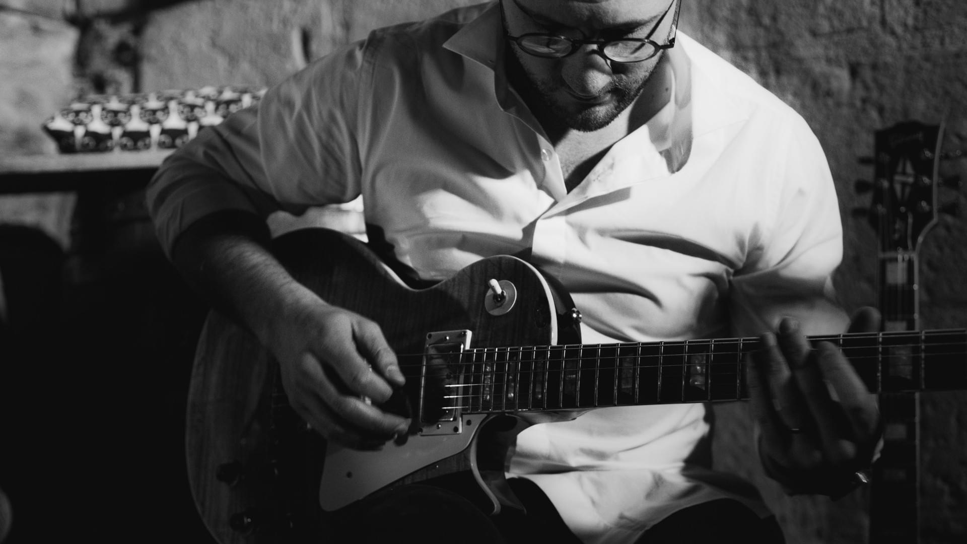 Colt Wiseman Jazz Bossa Nova Guitariste