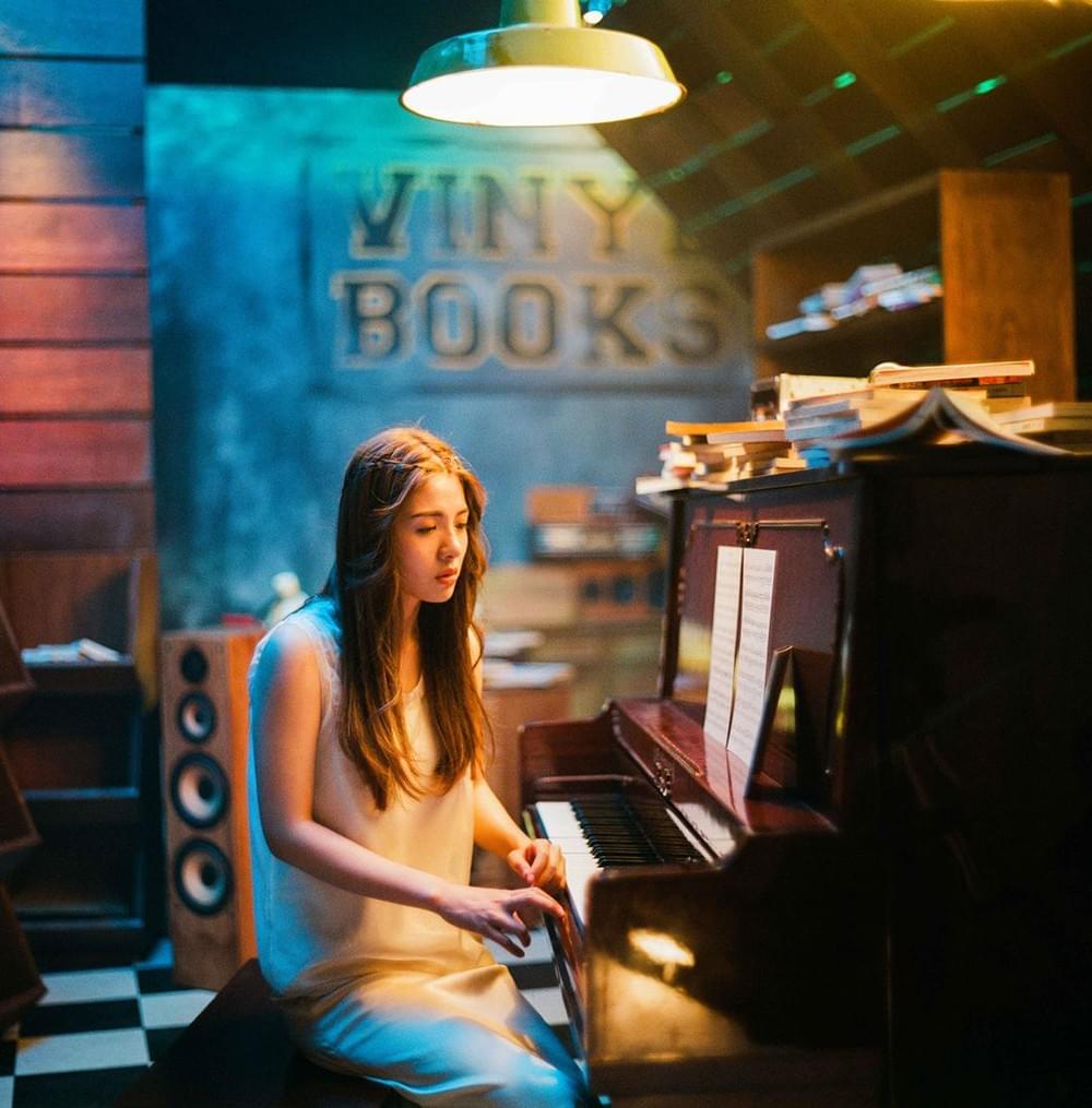 MO CHEN