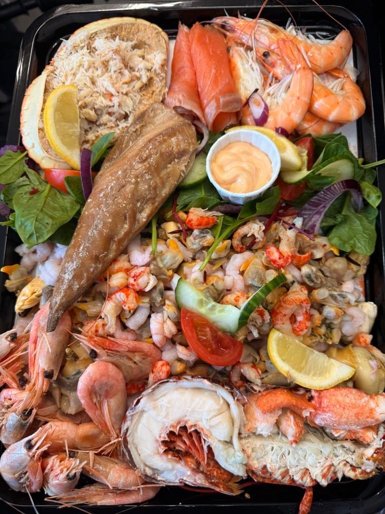 S & P FISH SHOP - ILFRACOMBE