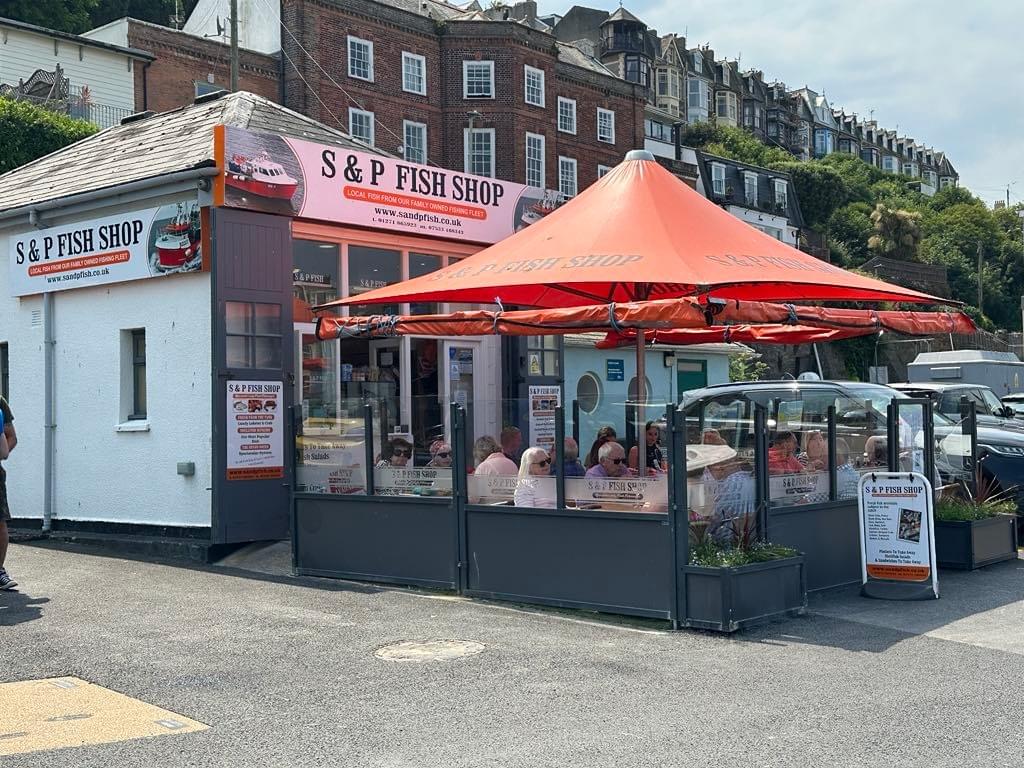 S & P FISH SHOP - ILFRACOMBE