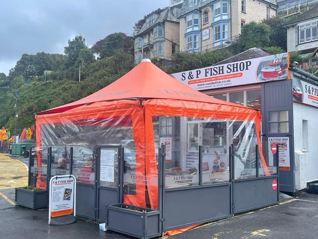 S & P FISH SHOP - ILFRACOMBE